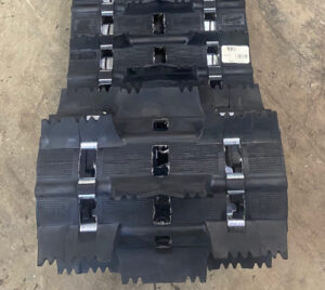 Camso Challenger Snowmobile Tracks - Sledtrack
